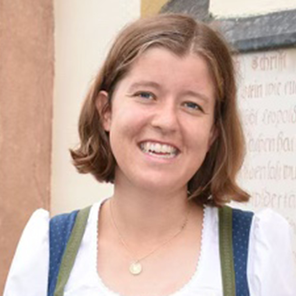 Herzlich Willkommen, Angela!