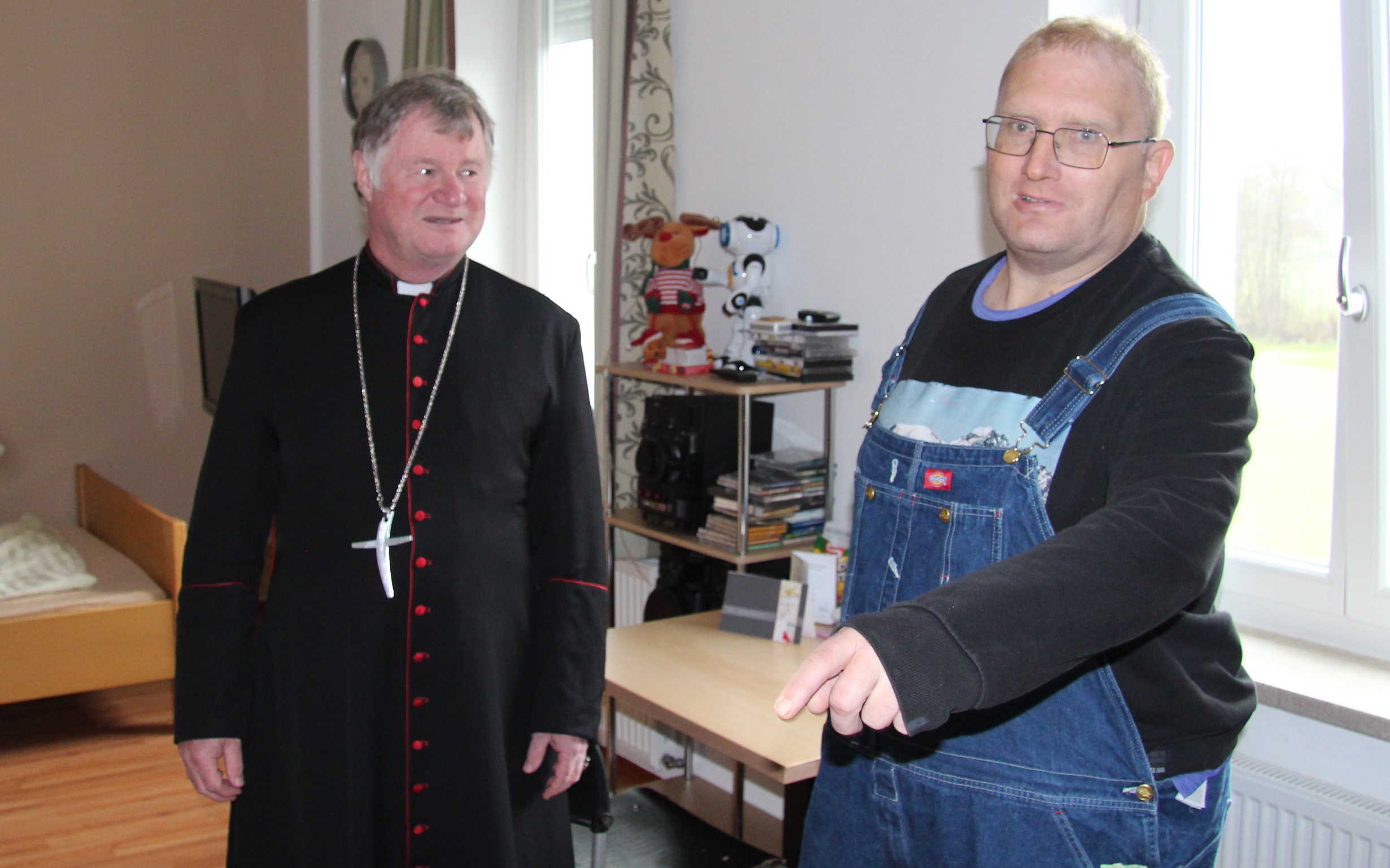 Bischof Dr. Manfred Scheuer besuchte am 17. November 2022 im Zuge einer ...