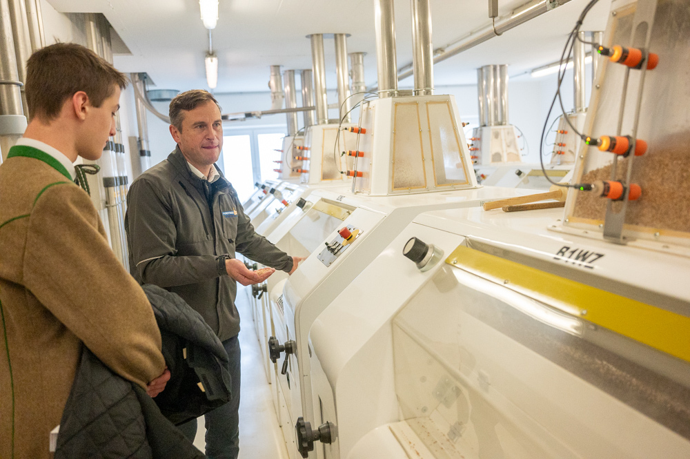 Führung für den PGR in der Forstnermühle