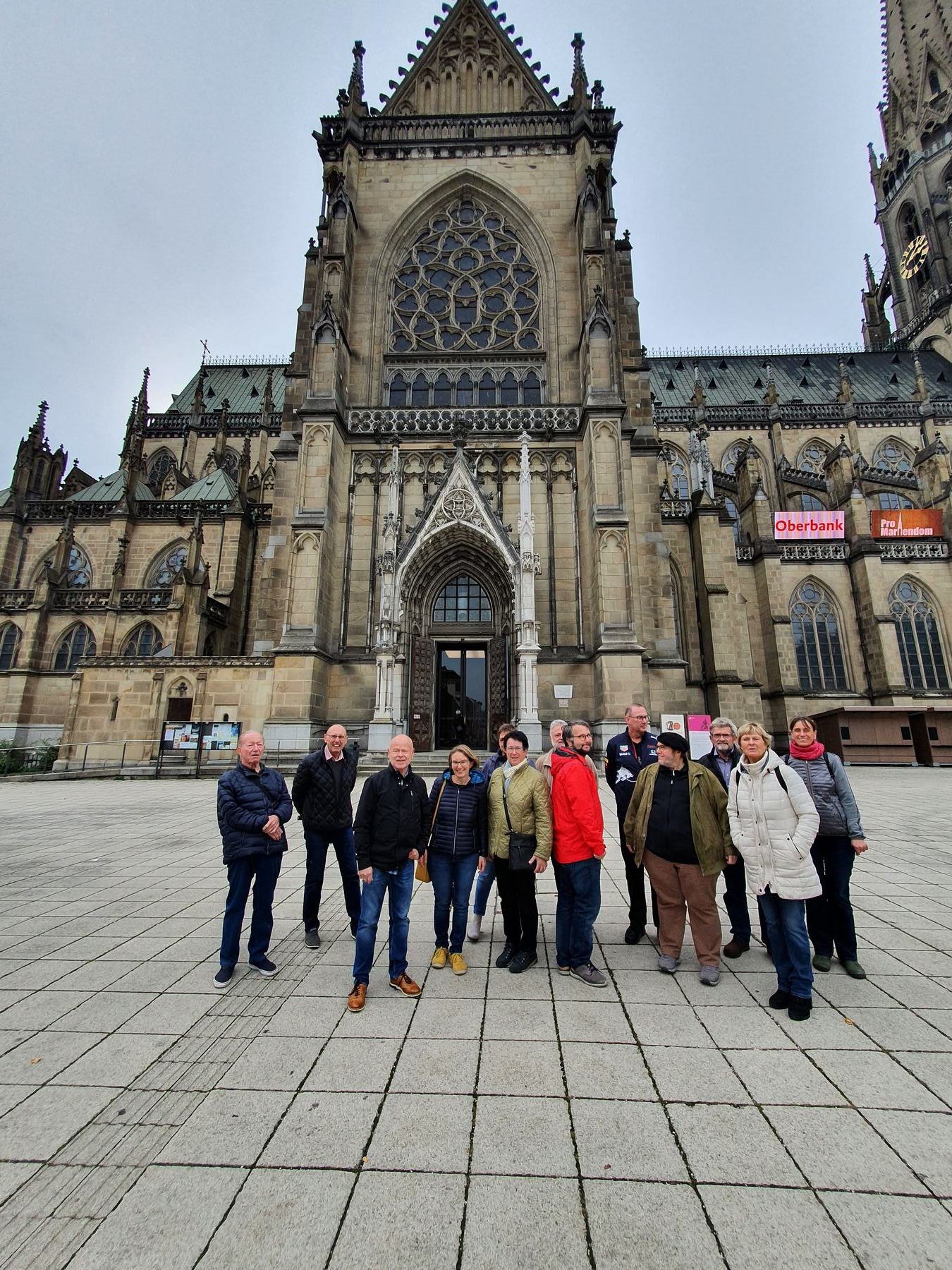 Führung im Mariendom Linz