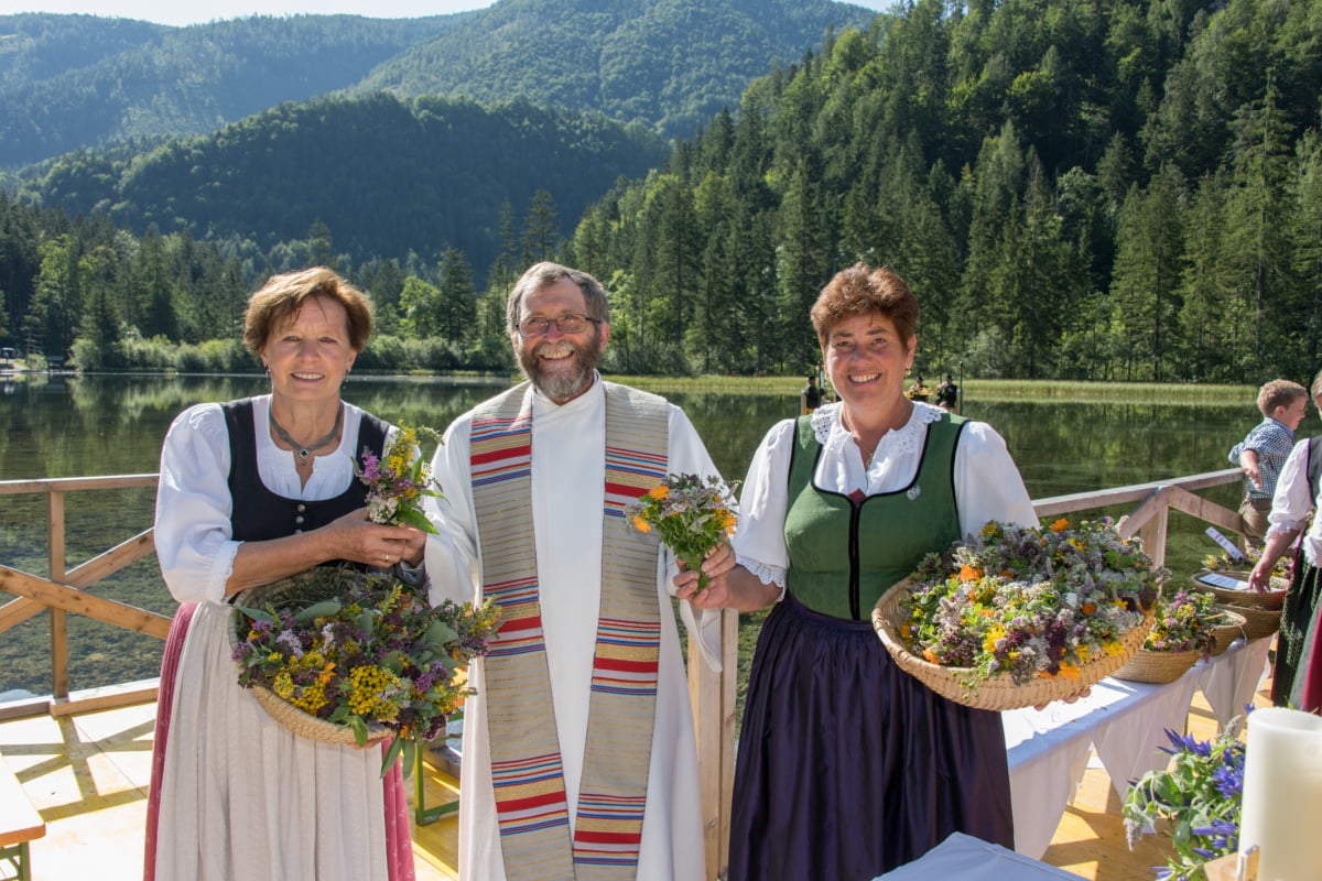 Vorderstoder und Hinterstoder: Feldmesse am Schiederweiher